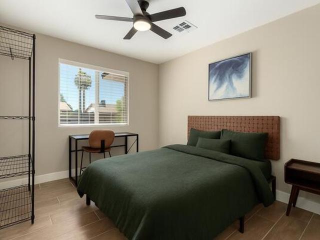 Modern Co Living Near Trails & Canal | Wi Fi & Utilities Included + Friendly Experienced Host