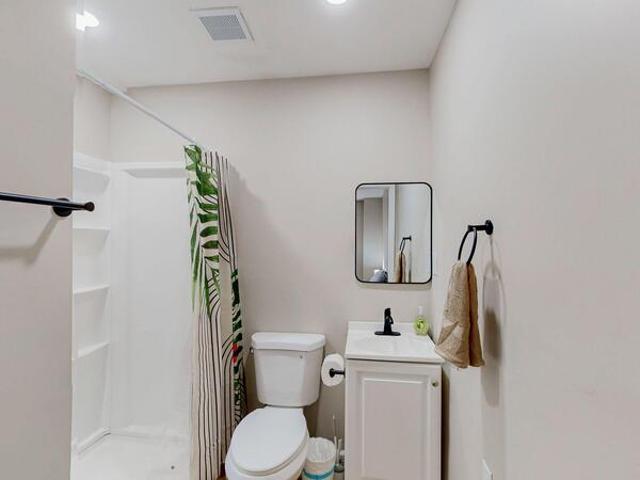 Modern Co Living in Decatur – Newly Renovated | Private Ensuites Available
