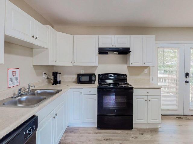 Modern CoLiving in Decatur | Private Baths | A