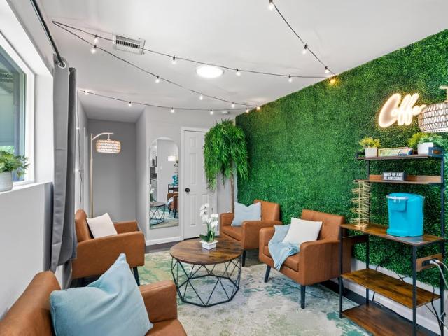 Modern CoLiving in Southeast Houston | ️ Fully