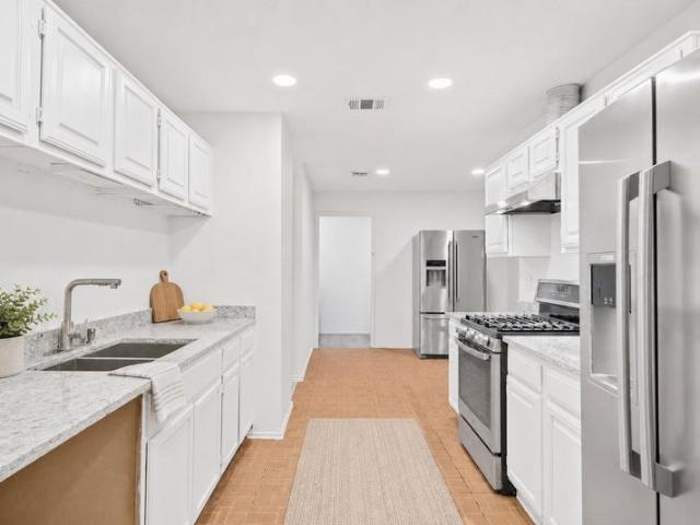 Modern CoLiving | Newly Renovated | AllInclusive