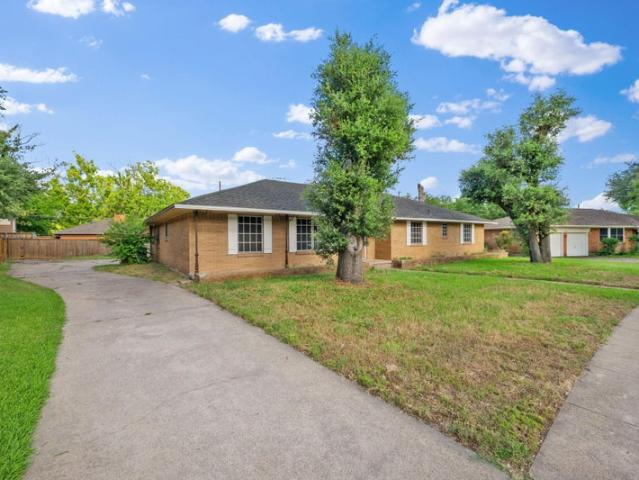 Modern Coliving Near Historic Downtown Garland! F