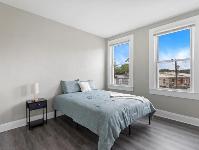 Modern CoLiving Renovated Townhouse  Baltimore