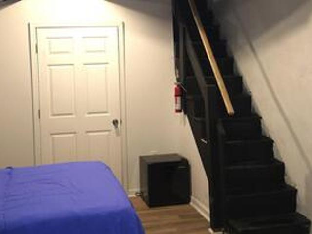 Modern Comfort Meets Classic Philadelphia Charm Stylishly Updated Rowhome Close to Center City