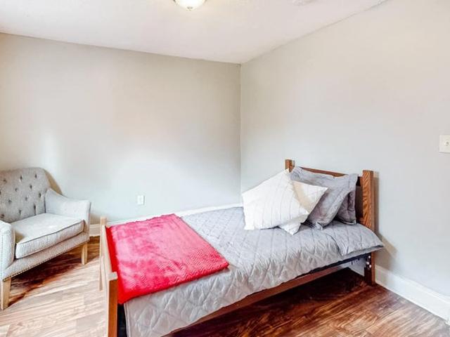 Modern & Comfy Grove Park Home | Furnished, Secur