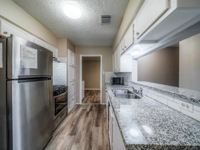 Modern & Comfy Houston Home | Furnished | Secure