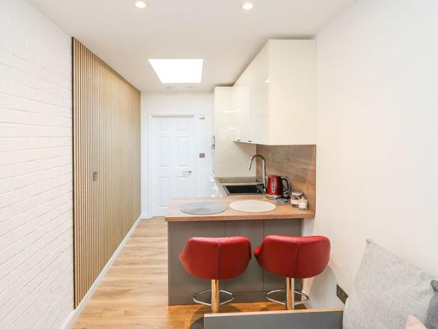 Modern & Comfy Studio with Good Transport Links