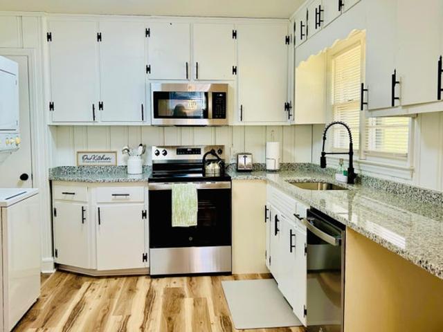 Modern & Comfy Raleigh Home | Furnished | Secure