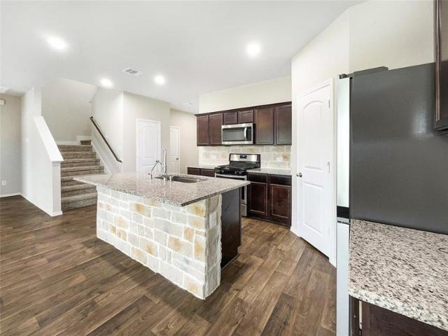 Modern Conroe Home Near Woodlands Mall & Restauran