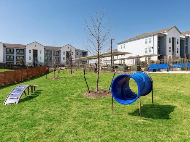 Modern Contemporary Apartments — Pool & Fitness Center — 3BR/2BA + Special Offer