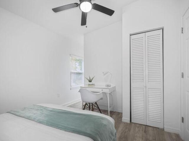 Modern, Chic & Newly Renovated Home Very Close to Transportation!