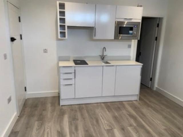 Modern and lovely studio flat
