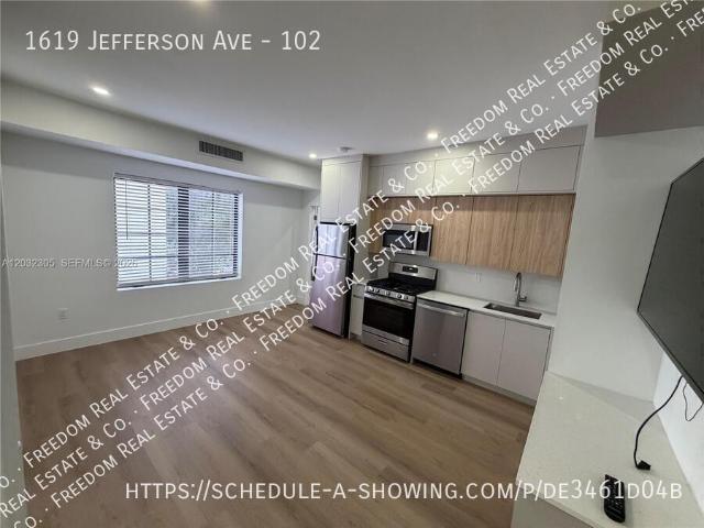 Modern And Stylish One Bedroom, One Bathroom Condo Steps From Lincoln Road: Fully Renovated, W/D In Unit & All Utilities Included