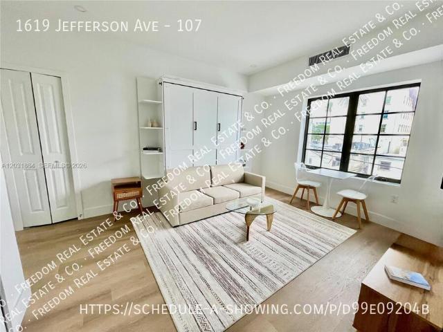 Modern And Stylish Studio Residence Steps From Lincoln Road: Fully Renovated, W/D In Unit & All Utilities Included