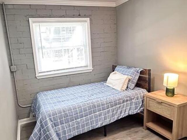 Modern ATL Room for Rent Fast WiFi Upgraded Unit by Park & Greenway Trail ‍ Grove Park