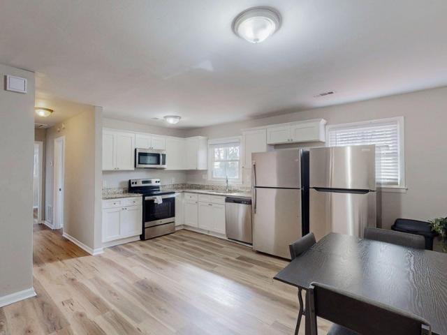 Modern Atlanta CoLiving | Newly Renovated w TV |?