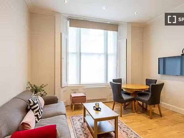 Modern Bayswater Flat