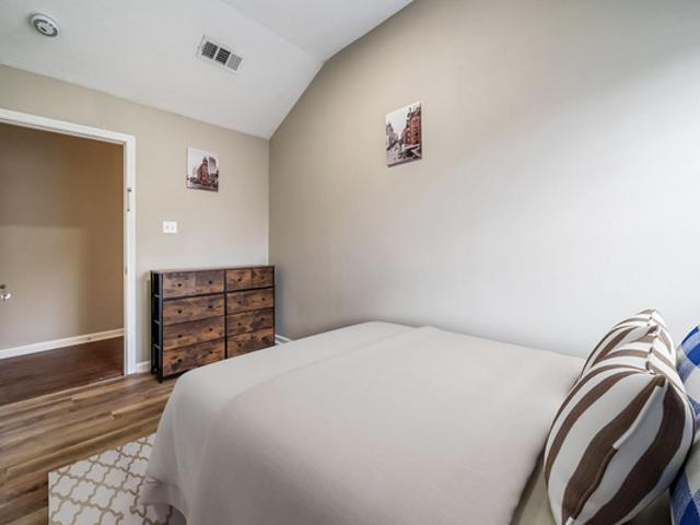 Modern & beautifully renovated home In Houston fully furnished rooms, TV lounge, backyard, and dual occupancy allowed ‍! Also Mini Fridge and Room TV Available for long term Tenants!