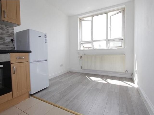 Modern Double Self Contained Studio To Rent