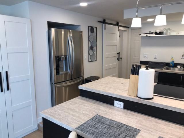 Modern Daylight Basement Rental_Fully Furnished