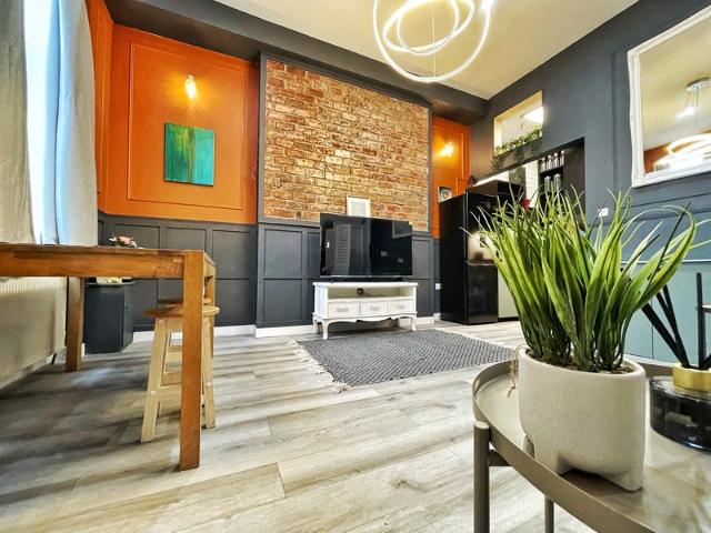 Modern duplex 1 bed flat