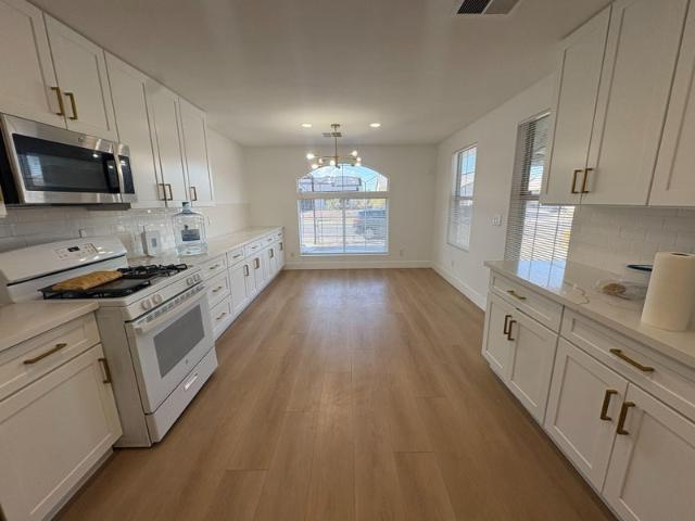 Modern East Las Vegas Home Comfy LongTerm Living