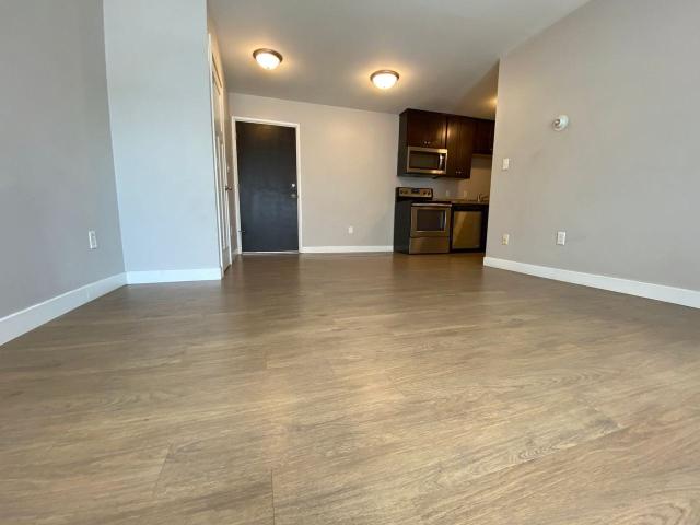 Modern Farwell Ave Apartments 1 Bedroom Apartment for Rent at 2019 N Farwell Ave, Milwaukee, WI 53202 Lower East Side