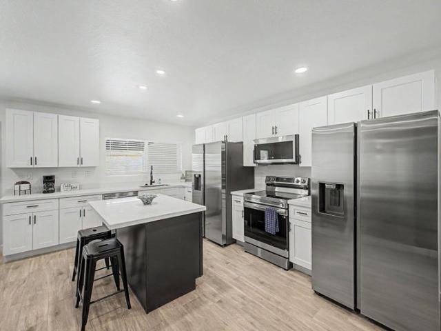 Modern & Fresh Fully ️ RemodeledMesa HomeNear F
