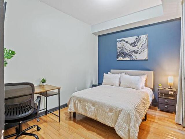 Modern Furnished CoLiving in North Philly | Smart TV • Fast Wi‑Fi • Mini‑Fridge •