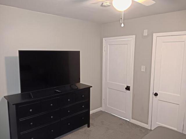 Modern Houston Home | Dining Area + Clean Shared Spaces | Comfortable & Move In Ready