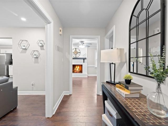 Modern Home Backyard Oasis min DT