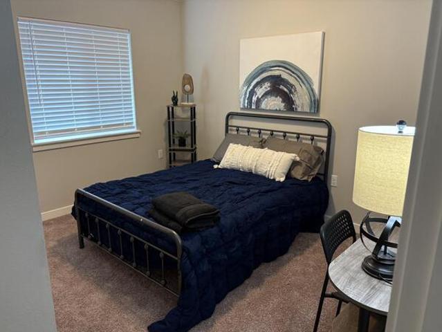 Modern Home in Tacoma | Cleaning INCLUDED | Quiet, Move In Ready