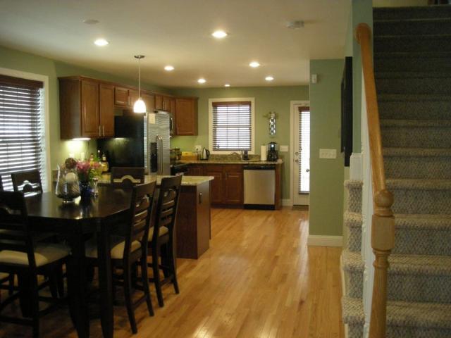 Modern Home in Everett All Inclusive
