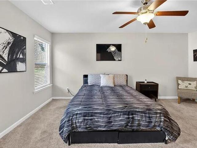 Modern Home near ATL Airport!