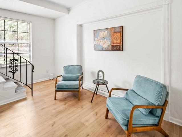 Modern Home on W 21st St Convenient & Comfy Livi