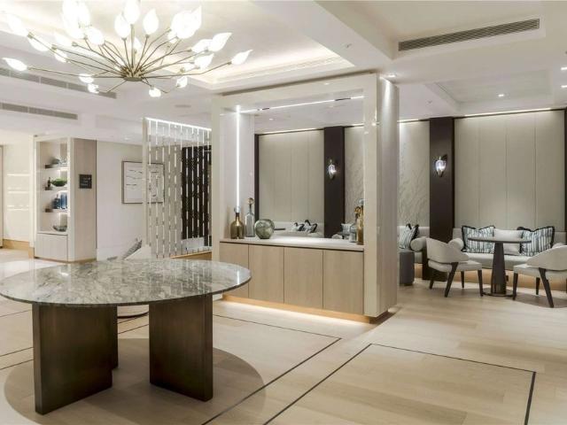 Modern, one bed apartment, located in the sought after Southbank Place development