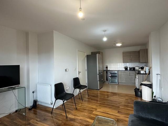 Modern One Bedroom Apartment To Let Poplar E14