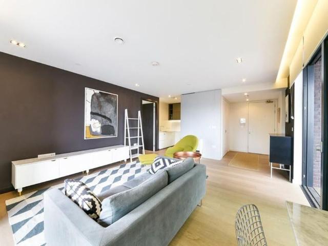 Modern one bedroom apartment to rent in King's Cross, N1C