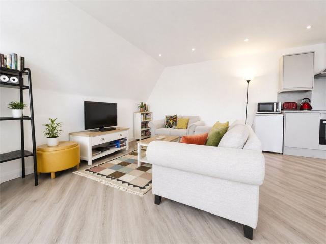 VIEWINGS NOW FULLY BOOKED