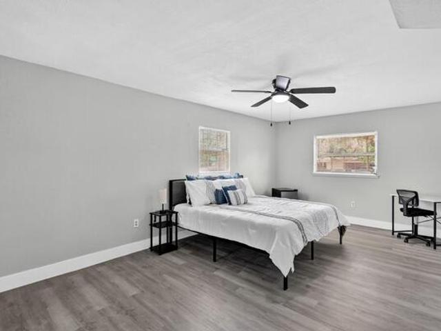 Modern Living Near USF – Temple Terrace Spot