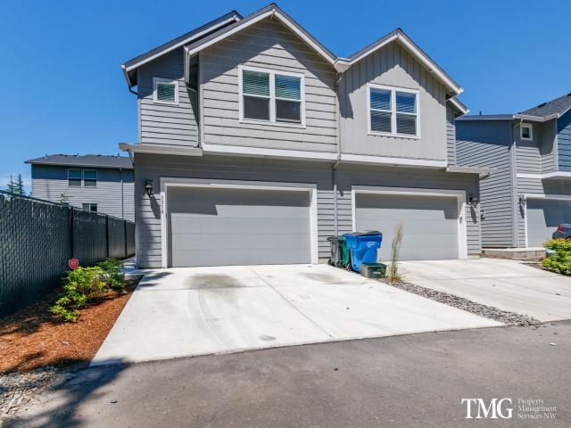 Modern Living with A/C and Attached Garage!