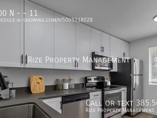 Modern Makeover! Remodeled 2 Bedroom Gem in Kaysville – Available Now!