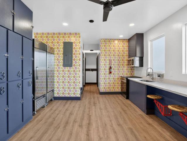 Modern new construction home 7 blocks from FQ, Fre