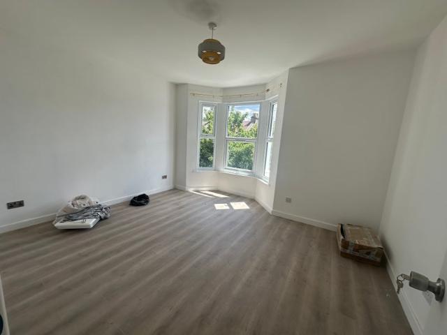 Modern Newly Refurbished 3 Bed House Edmonton N9