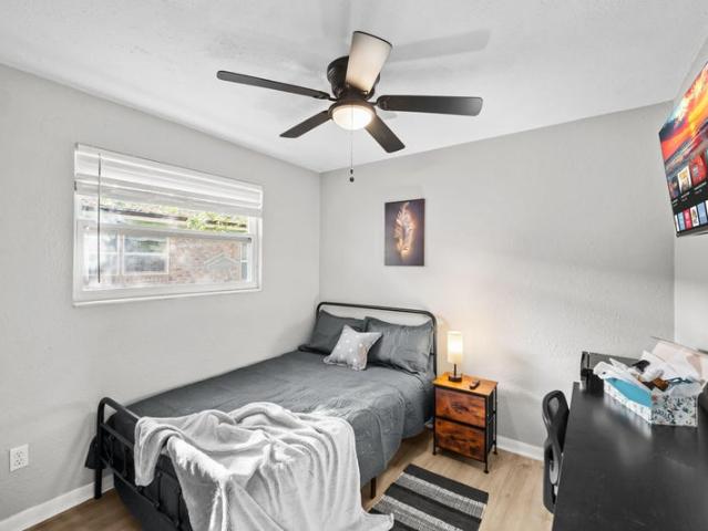 Modern Newly Renovated Home in Jacksonville – Mov