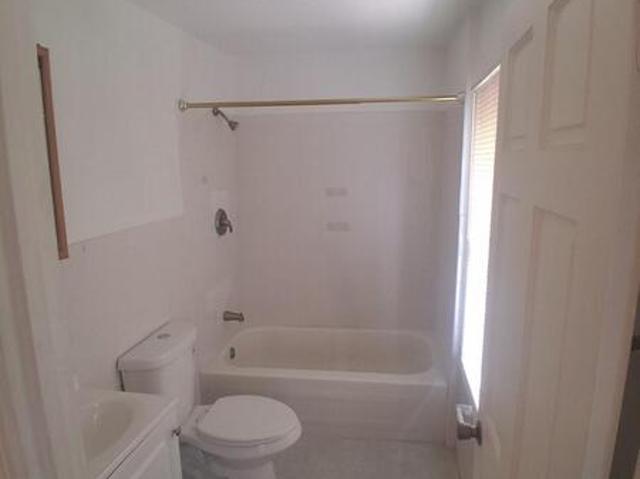 Modern newly renovated home in Northeast Kansas City. All utilities included. Close to bus lines