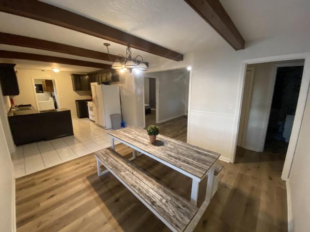 Modern & NewlyRenovated Spacious Raytown House