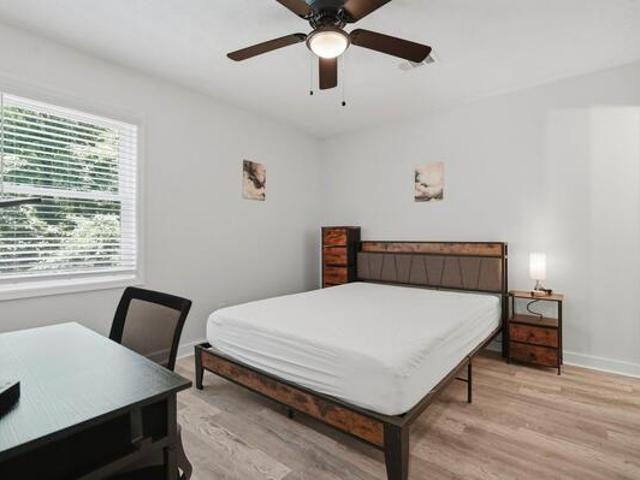 Modern & Spacious Home: Fully Furnished, Comfortable Shared Living | No Move In Fee, Free Wi Fi, Monthly Cleanings, Bright Open Areas, Fenced Backyard, Near Highways & Transit