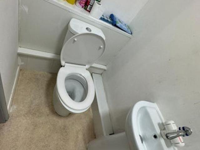 Modern Studio Flat for Rent at West Percy Street