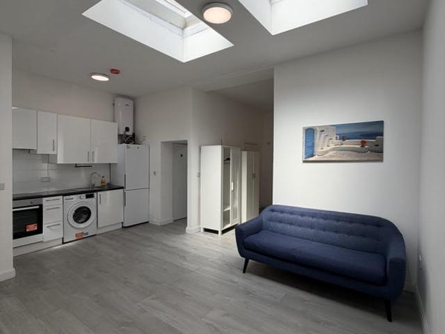 Modern Studio Flat in Archway | Prime N19 Location